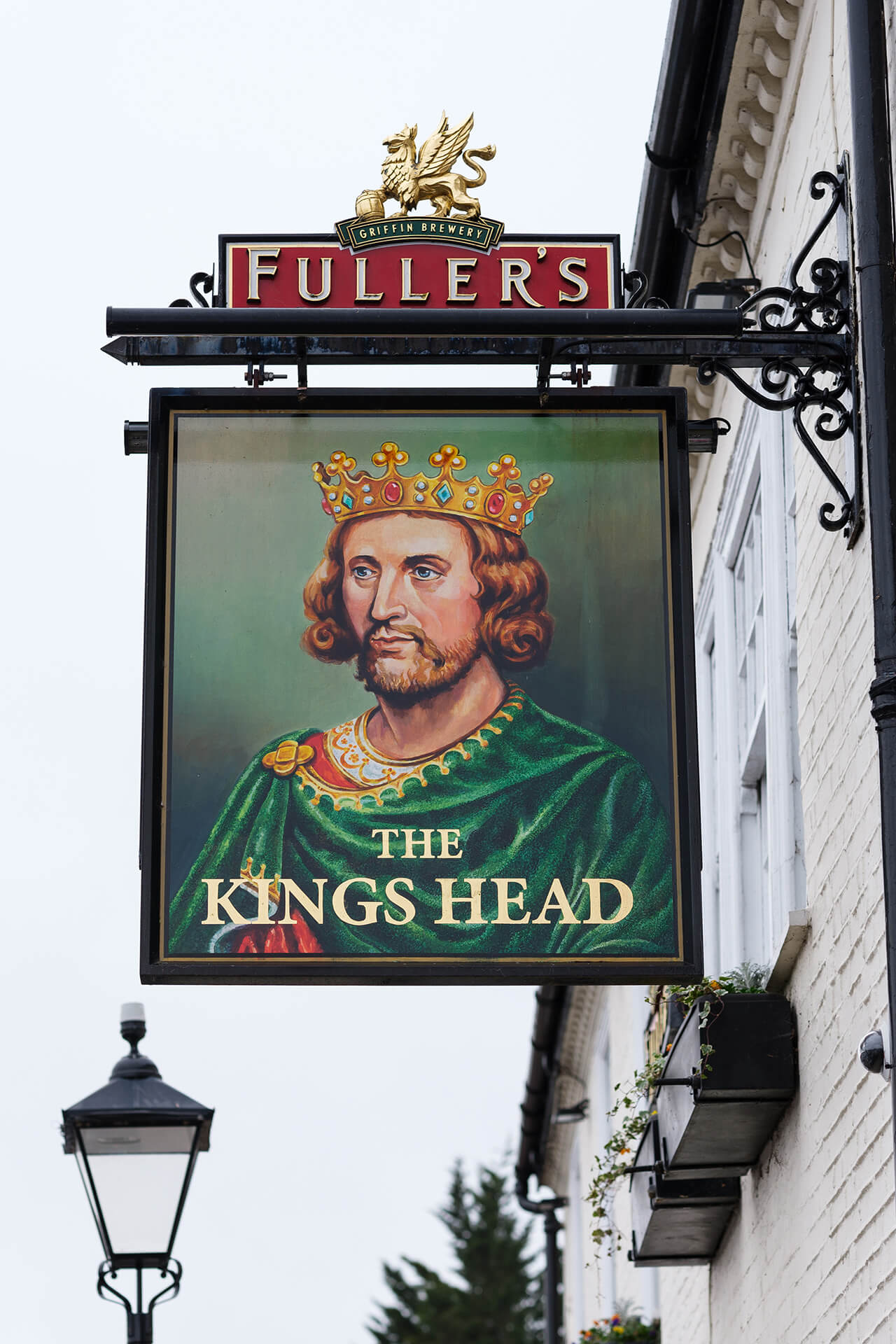 Contact King's Head for a warm welcome, superb drinks, and fresh food ...